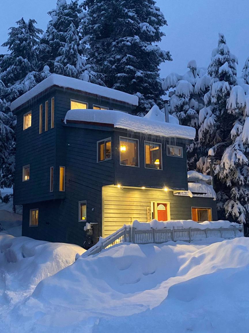 House ∙ 4 Bedrooms ∙ 10 Guests - Alyeska, AK
