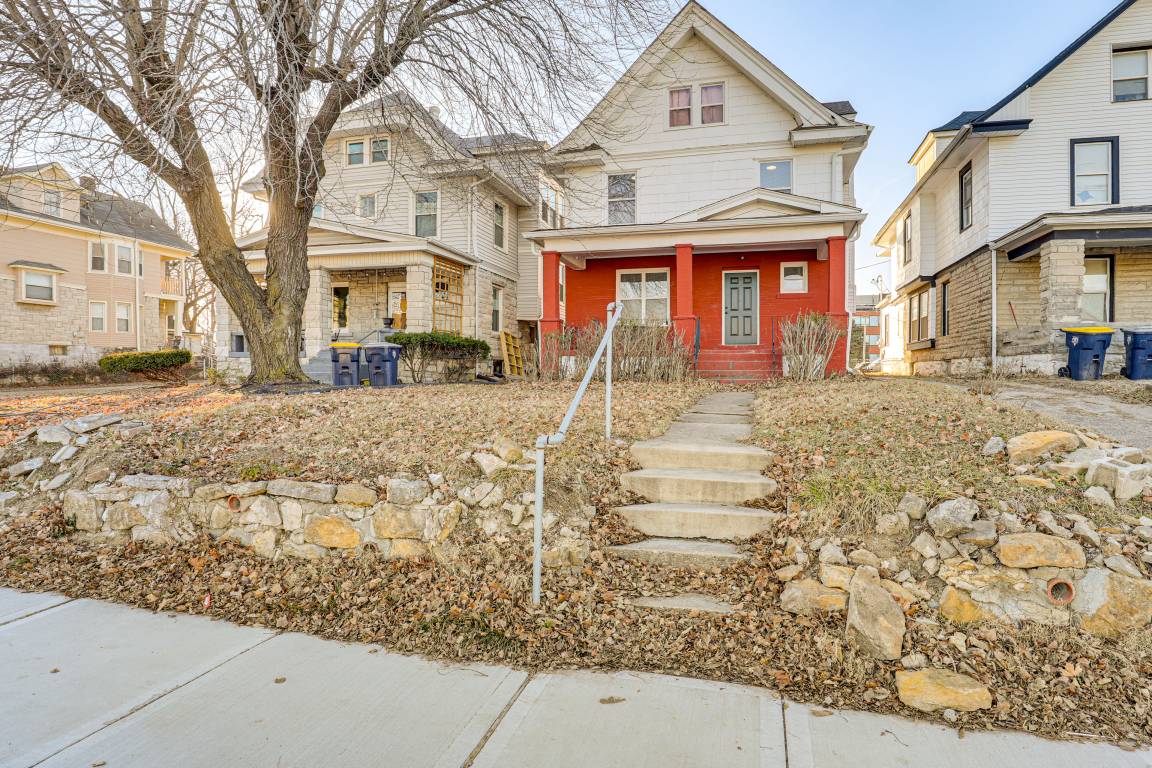 195 M² Apartment ∙ 3 Bedrooms ∙ 5 Guests - Parkville, MO