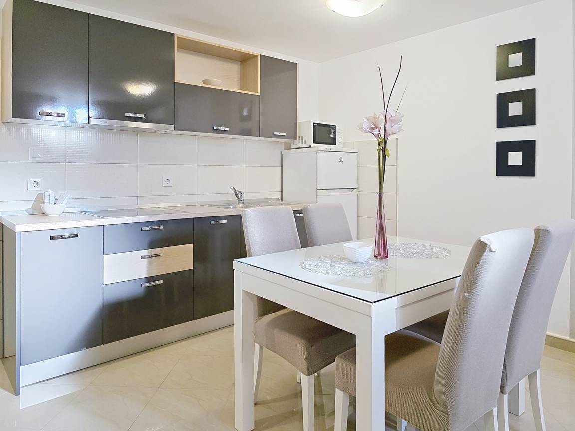 60 M² Apartamento ∙ 1 Habitación ∙ 2 Huéspedes - Baška
