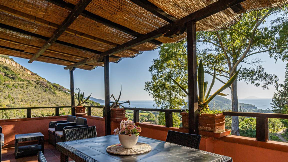 60 M² Apartment ∙ 2 Bedrooms ∙ 6 Guests - Portoferraio