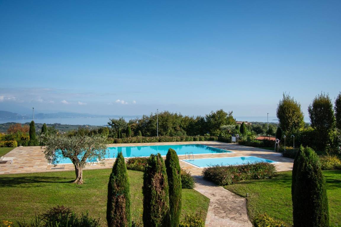 40 M² Studio ∙ 4 Personnes - Salò