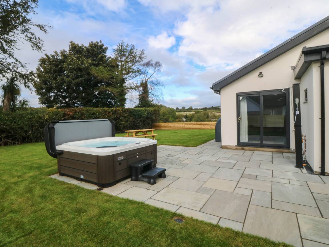 Cottage ∙ 5 Bedrooms ∙ 10 Guests - Benllech
