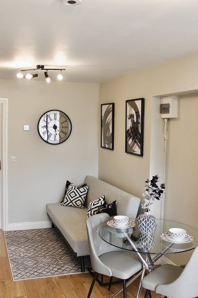 Apartment ∙ 1 Bedroom ∙ 3 Guests - Wokingham