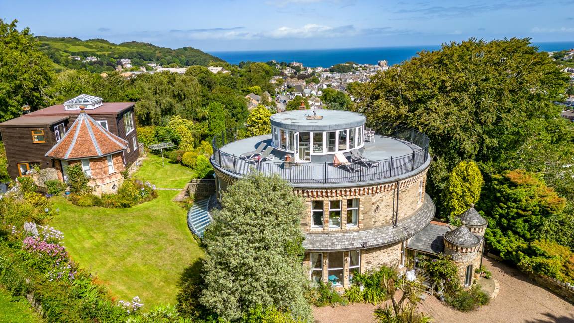 220 M² House ∙ 5 Bedrooms ∙ 10 Guests - Woolacombe