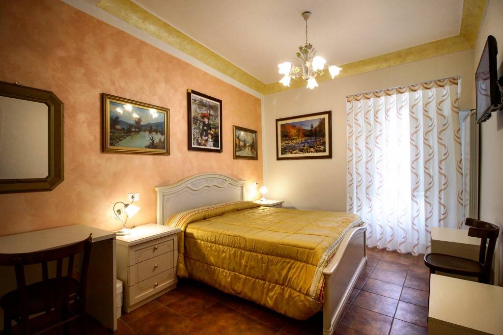20 M² Bed And Breakfast ∙ 1 Bedroom ∙ 2 Guests - Sulmona
