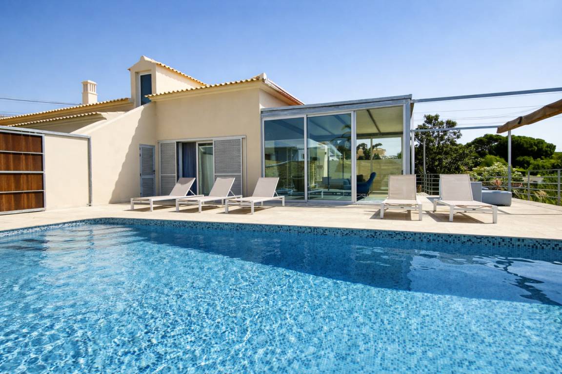 148 M² Villa ∙ 4 Bedrooms ∙ 8 Guests - Quarteira