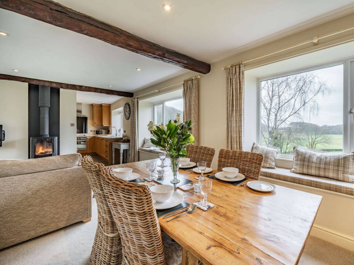Cottage ∙ 2 Bedrooms ∙ 4 Guests - Newby Bridge