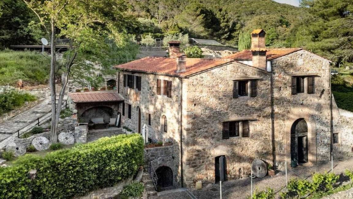 120 M² House ∙ 2 Bedrooms ∙ 6 Guests - Livorno