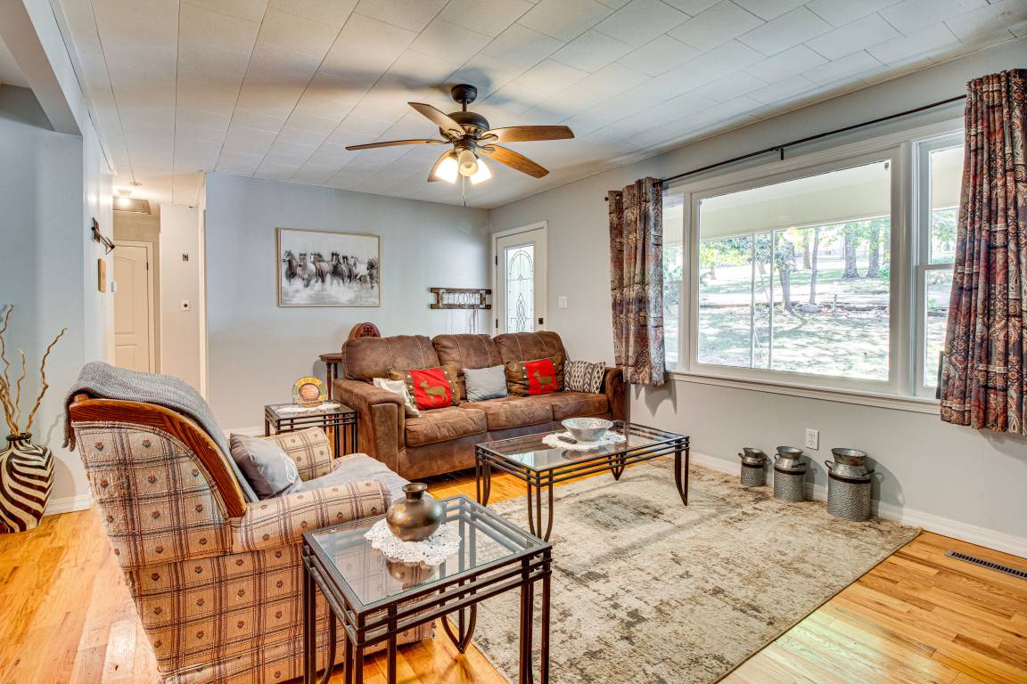 185 M² House ∙ 4 Bedrooms ∙ 8 Guests - Grand Gulf State Park, Koshkonong