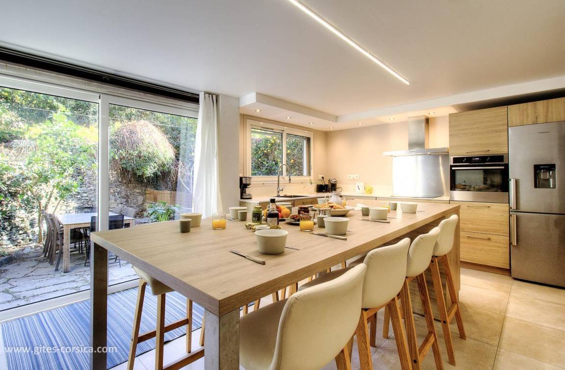 122 M² Gîte ∙ 4 Chambres ∙ 8 Personnes - Cap Corse