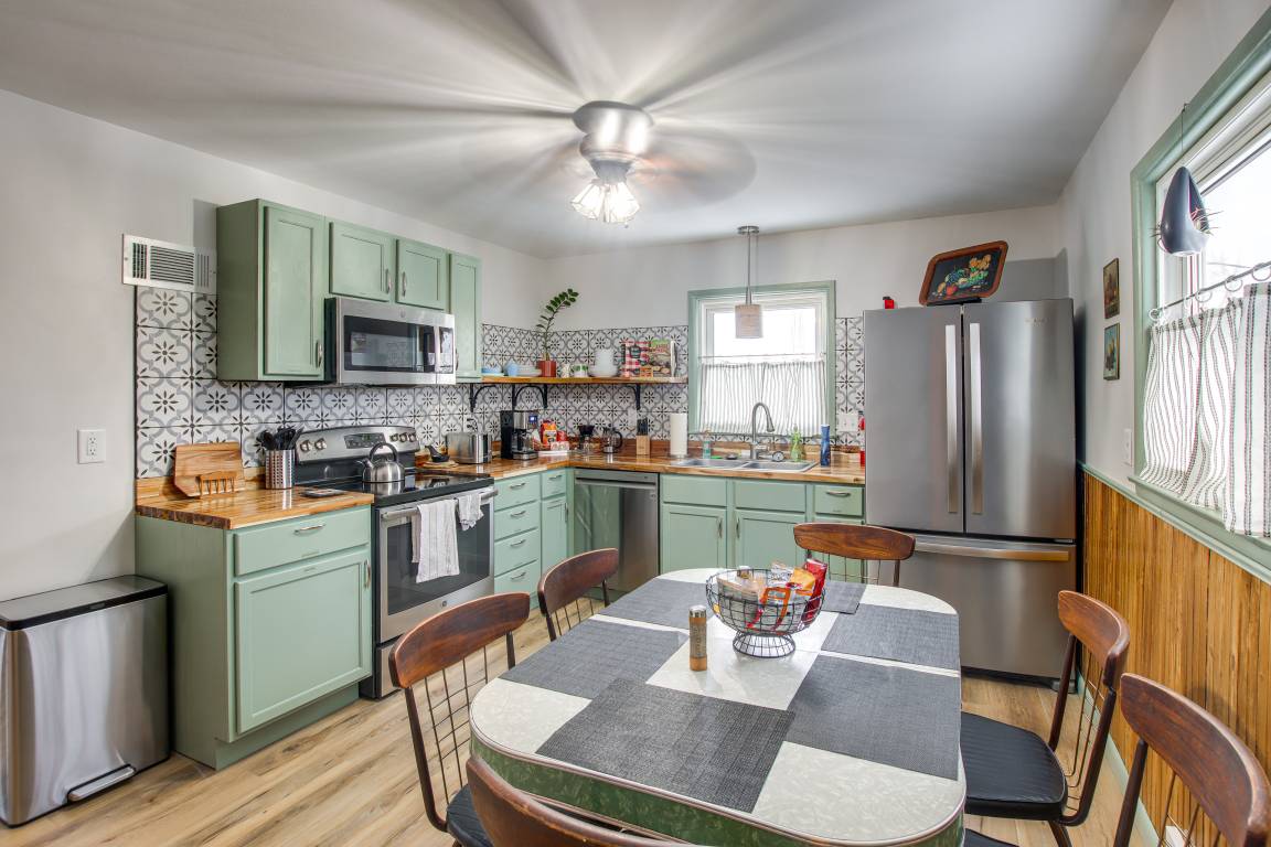 92 M² House ∙ 2 Bedrooms ∙ 4 Guests - Iowa