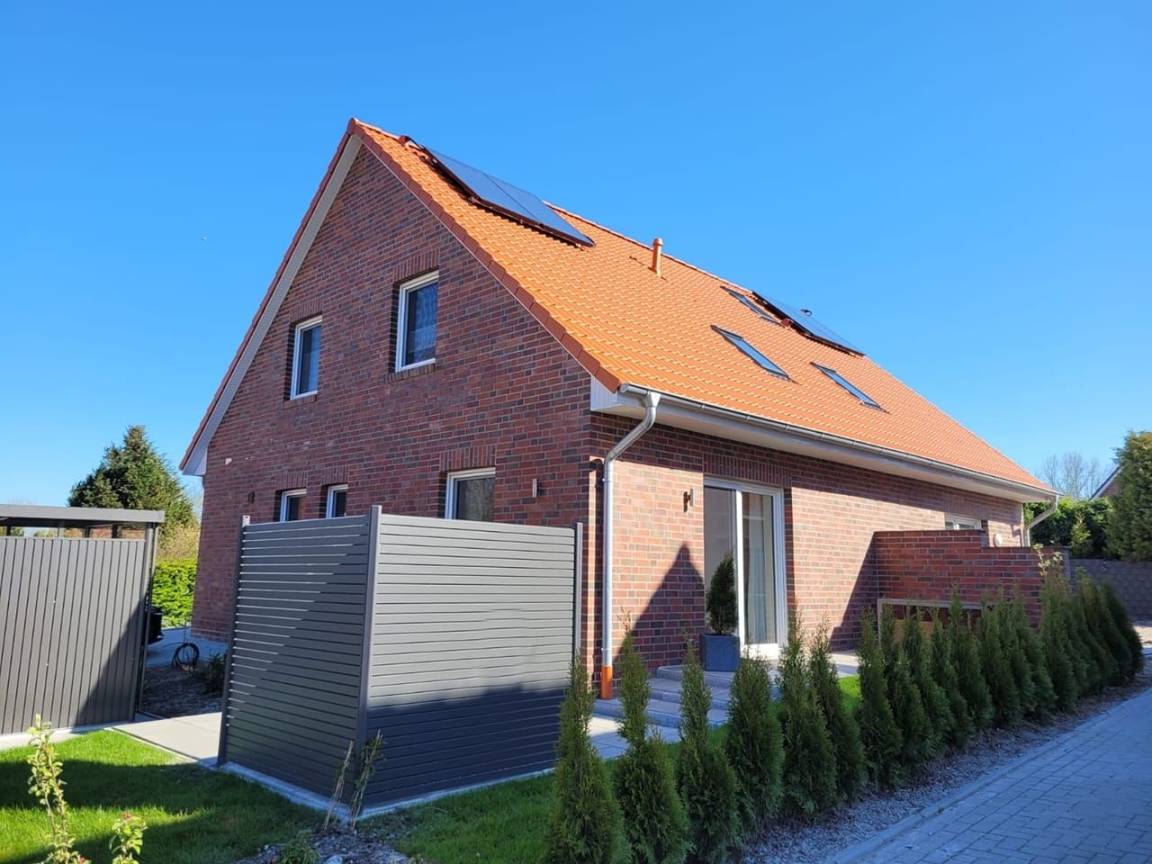 80 M² Ferienhaus ∙ 2 Schlafzimmer ∙ 4 Gäste - Dornum