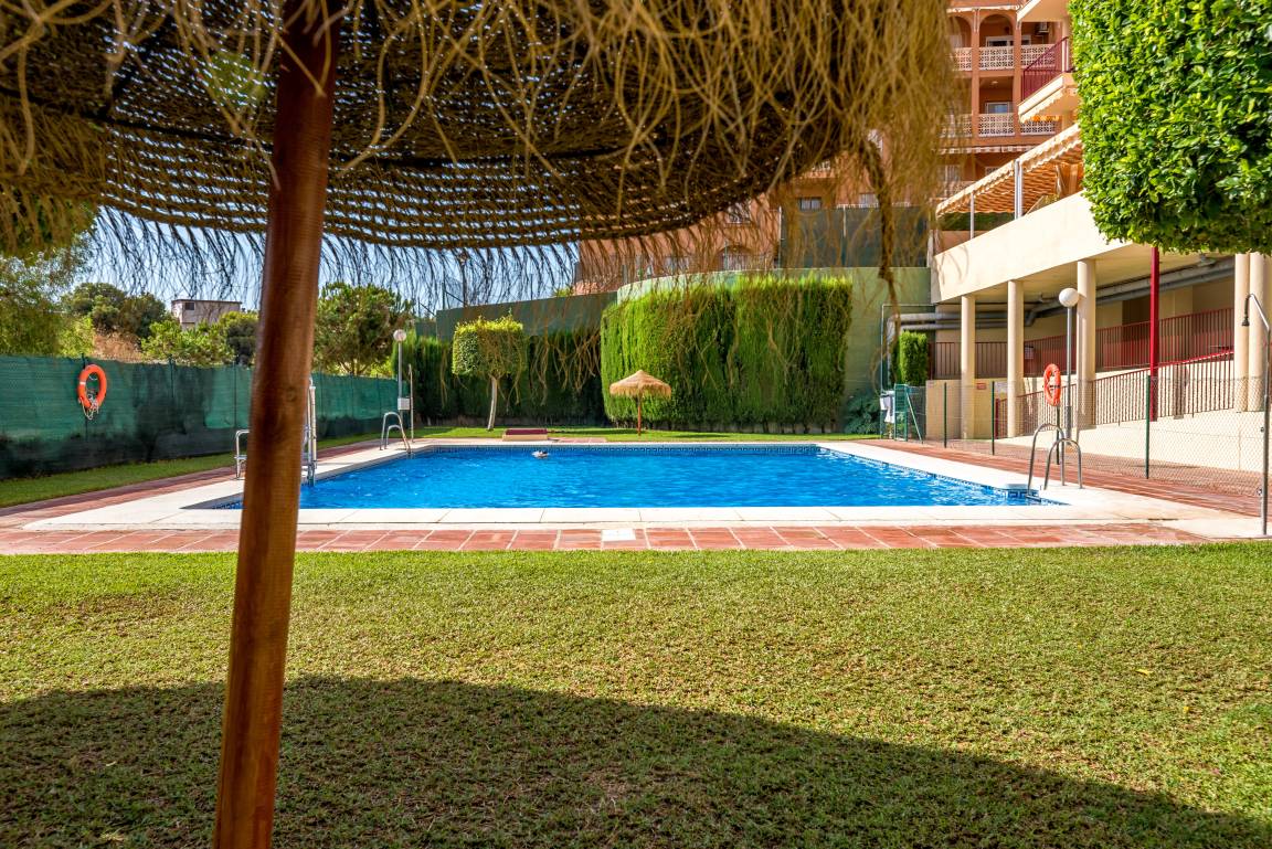 100 M² Apartamento ∙ 2 Habitaciones ∙ 6 Huéspedes - Rincón de la Victoria