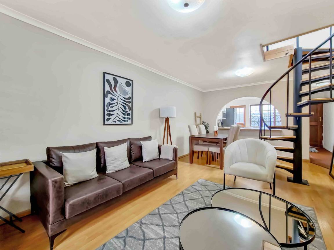 124 M² Apartment ∙ 3 Bedrooms ∙ 6 Guests - Parklands