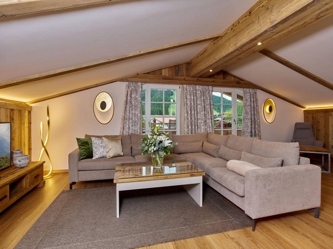 100 M² Apartment ∙ 2 Bedrooms ∙ 6 Guests - Seefeld