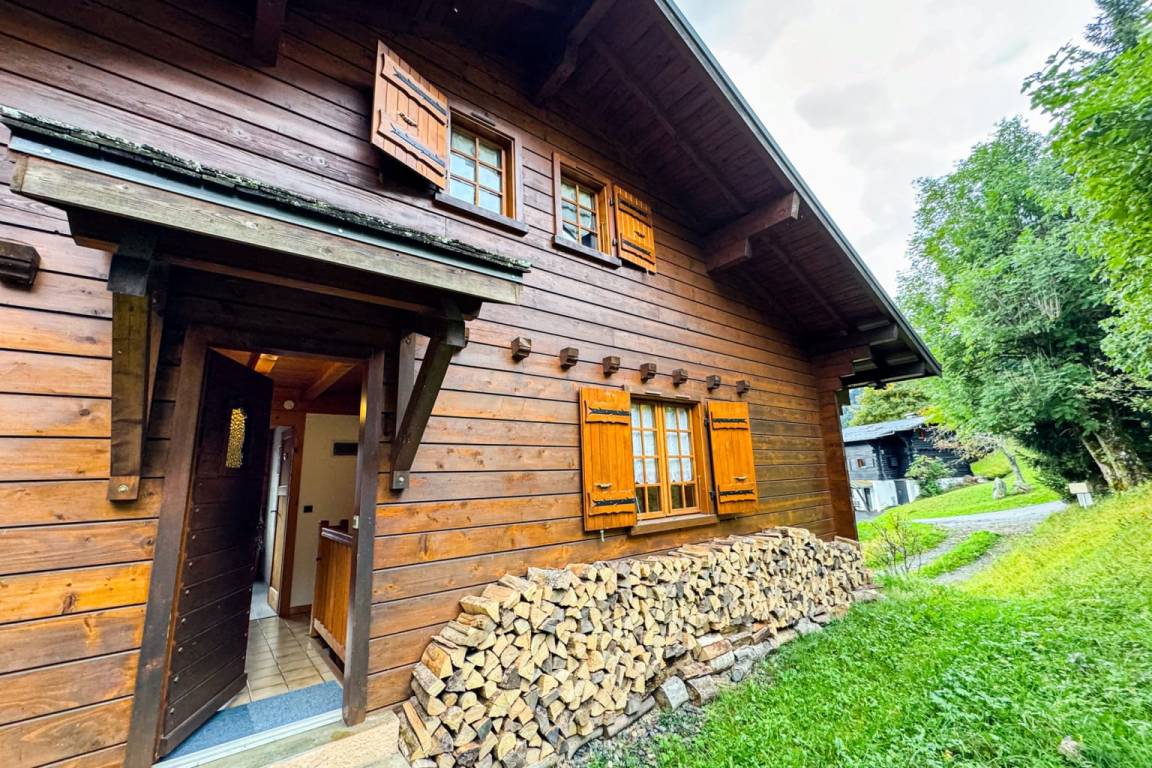 100 M² Chalet ∙ 3 Chambres ∙ 8 Personnes - Servoz