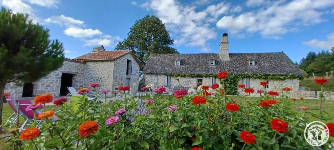 114 M² Gîte ∙ 4 Chambres ∙ 8 Personnes - Limousin