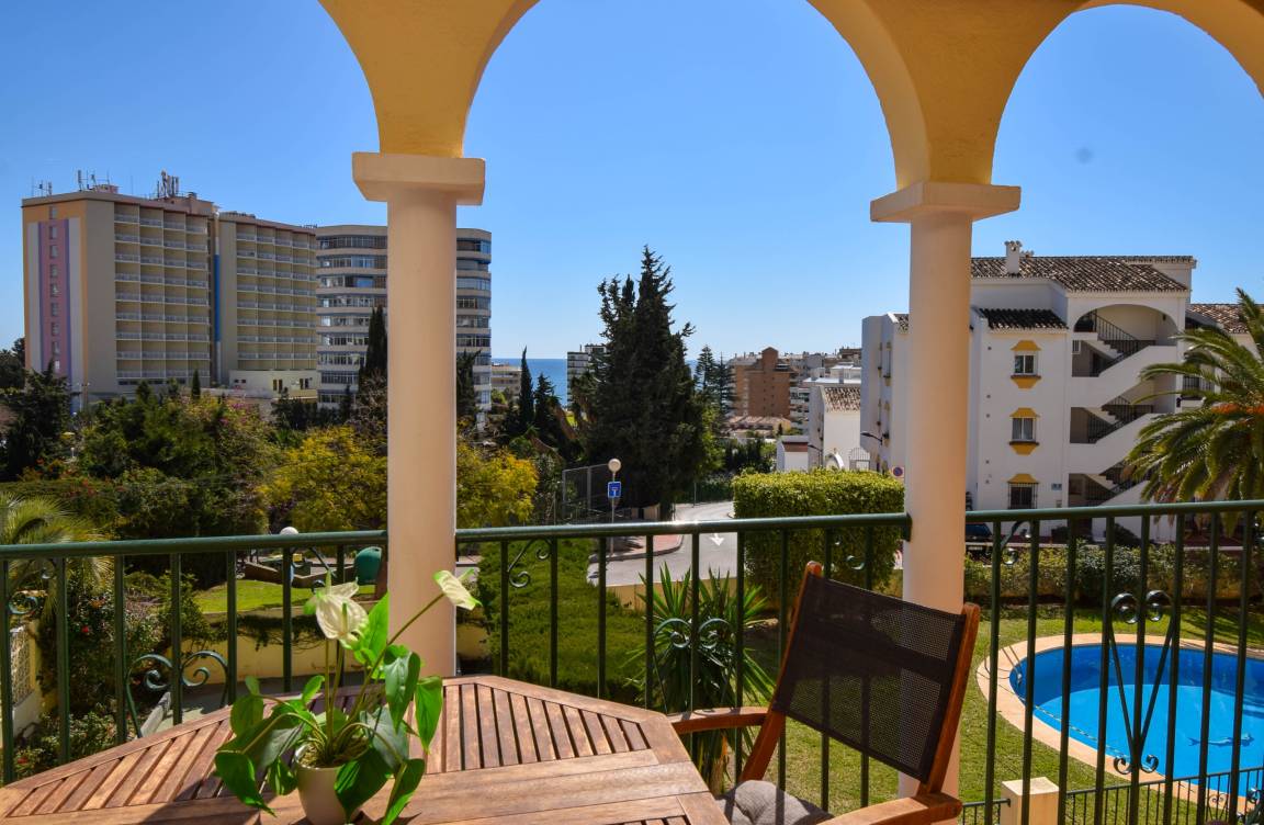 84 M² Apartamento ∙ 2 Habitaciones ∙ 4 Huéspedes - Fuengirola