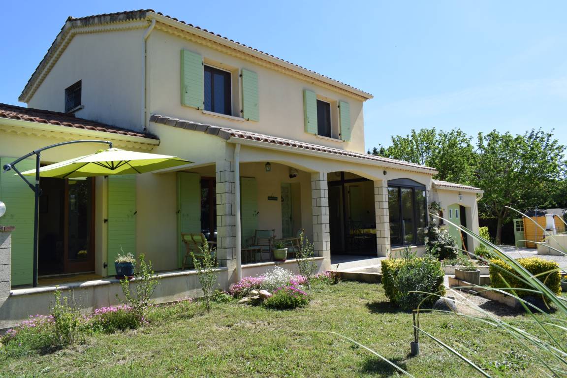 160 M² Villa ∙ 4 Schlafzimmer ∙ 8 Gäste - Alès