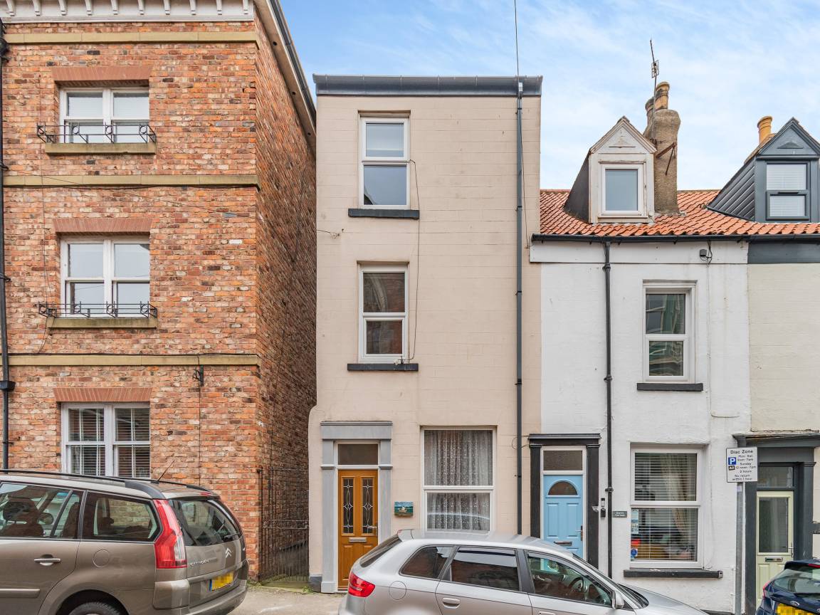 Cottage ∙ 3 Bedrooms ∙ 4 Guests - Scarborough