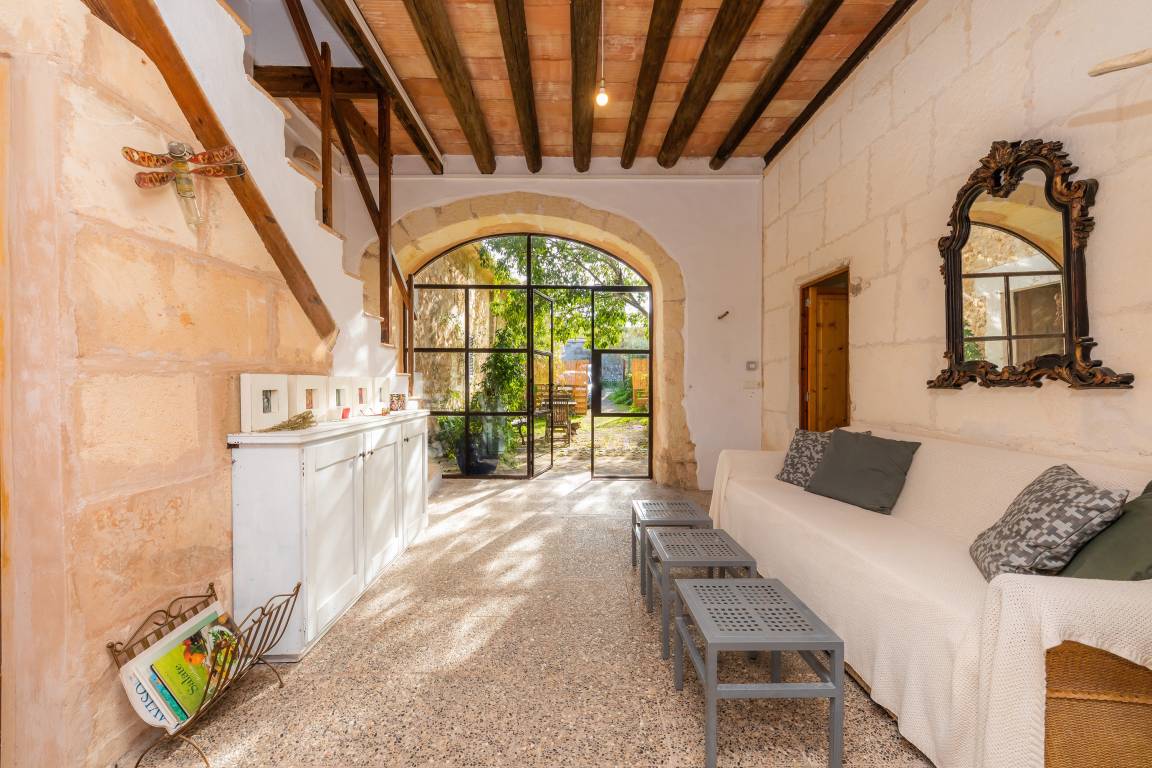 150 M² Finca ∙ 2 Bedrooms ∙ 4 Guests - Majorque