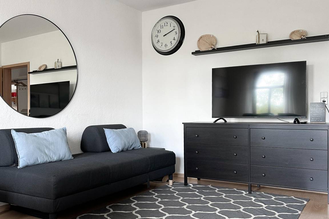 67 M² Ferienwohnung ∙ 2 Schlafzimmer ∙ 6 Gäste - Limbach-Oberfrohna