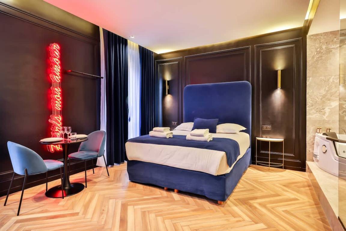 25 M² Studio ∙ 2 Personnes - Le Théâtre le Palace