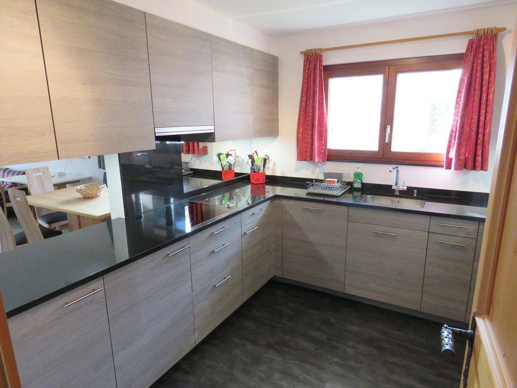 81 M² Appartement ∙ 2 Chambres ∙ 4 Personnes - Davos