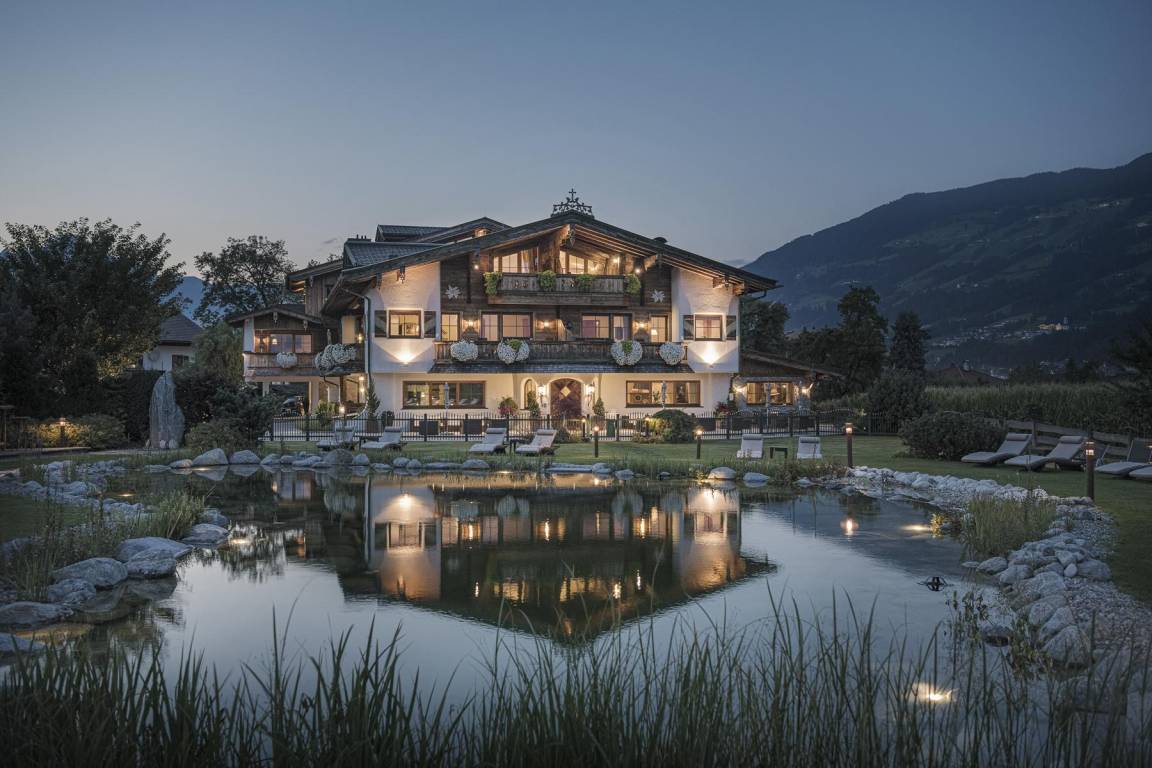 65 M² Apartment ∙ 2 Bedrooms ∙ 3 Guests - Kaltenbach