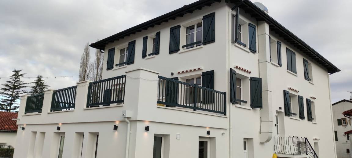 120 M² Appartement ∙ 5 Chambres ∙ 12 Personnes - Ascain