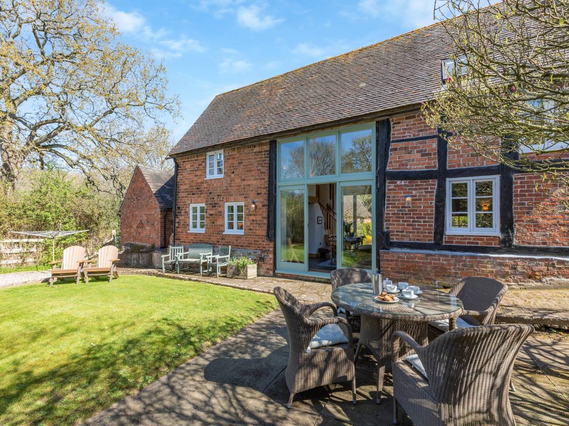 Cottage ∙ 2 Bedrooms ∙ 4 Guests - Bridgnorth