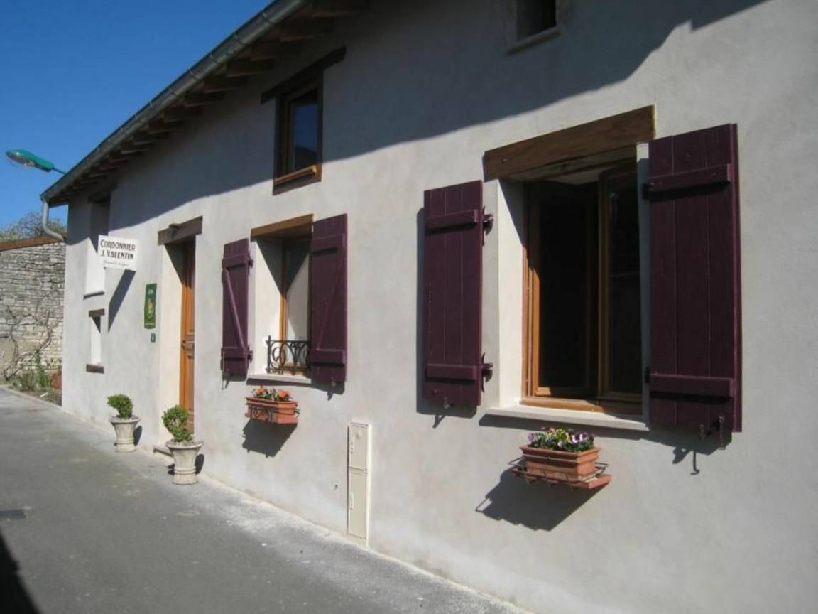 76 M² Cottage ∙ 2 Bedrooms ∙ 4 Guests - Lorraine