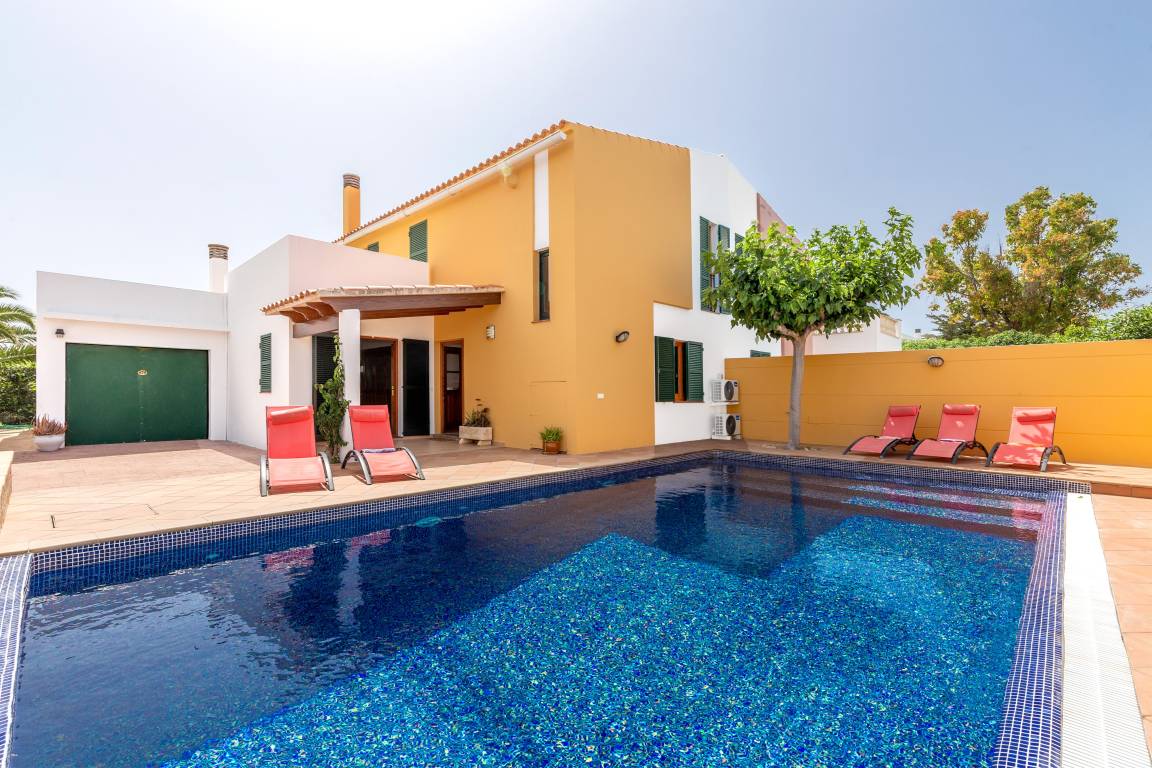 150 M² House ∙ 4 Bedrooms ∙ 6 Guests - Minorca