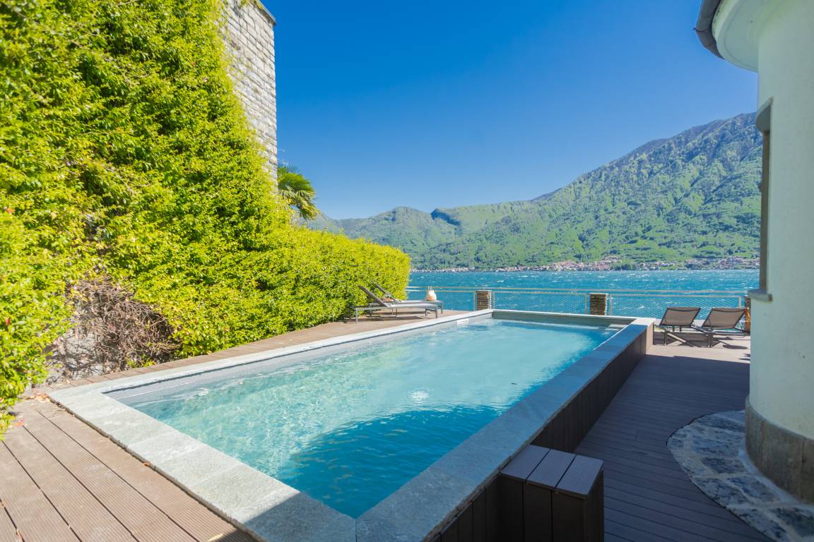 250 M² Villa ∙ 4 Chambres ∙ 8 Personnes - Varenna