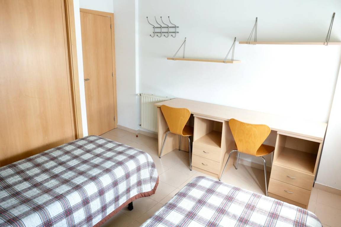 22 M² Habitación Compartida ∙ 1 Habitación ∙ 1 Huésped - Lugo, España