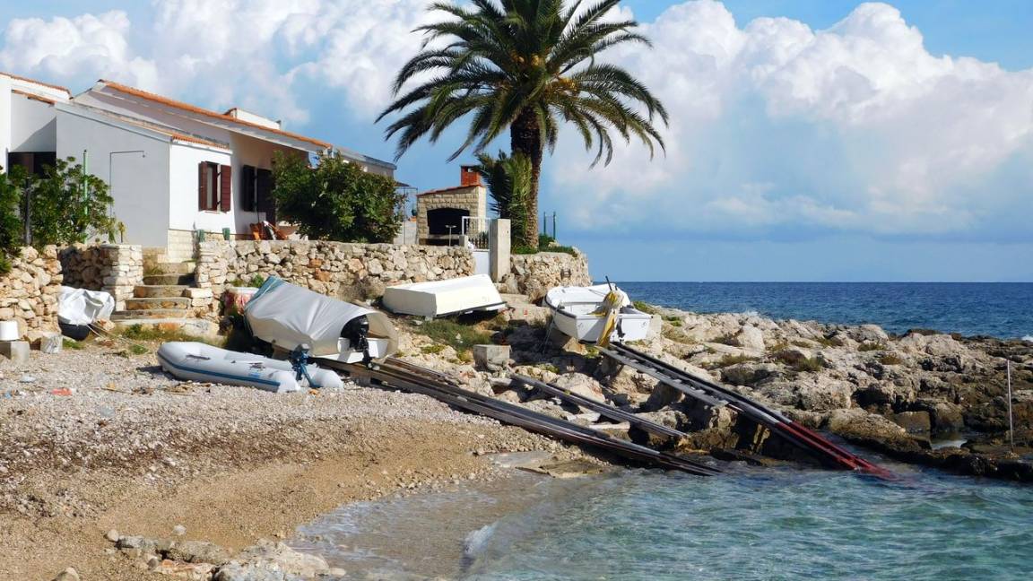 94 M² House ∙ 3 Bedrooms ∙ 6 Guests - Vis