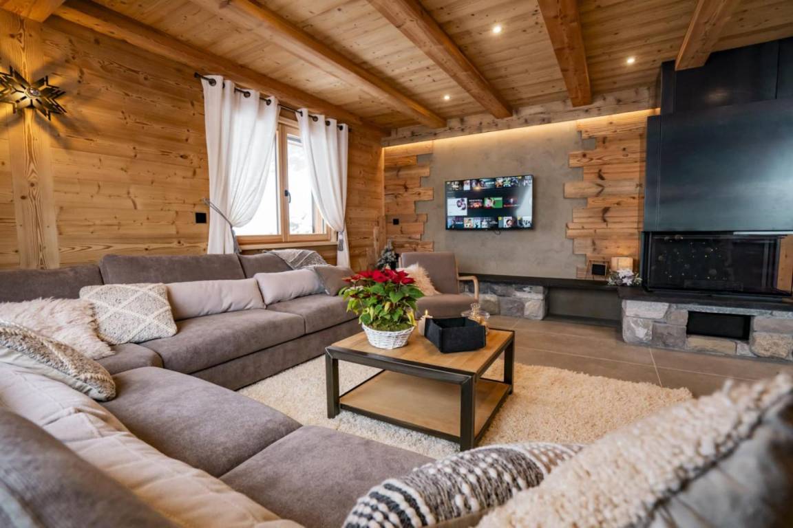210 M² Chalet ∙ 4 Bedrooms ∙ 10 Guests - Champéry