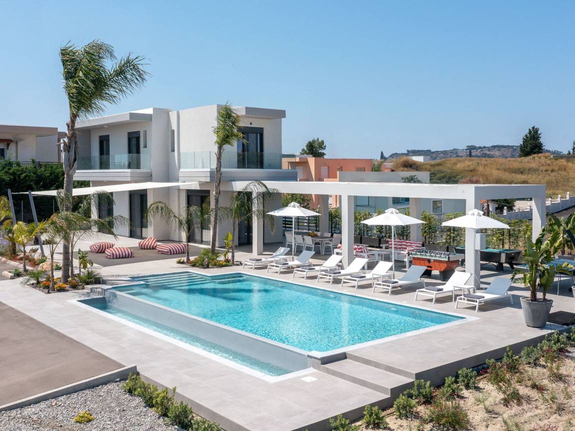 130 M² Maison De Vacances ∙ 3 Chambres ∙ 6 Personnes - Aéroport de Rhodes (RHO)
