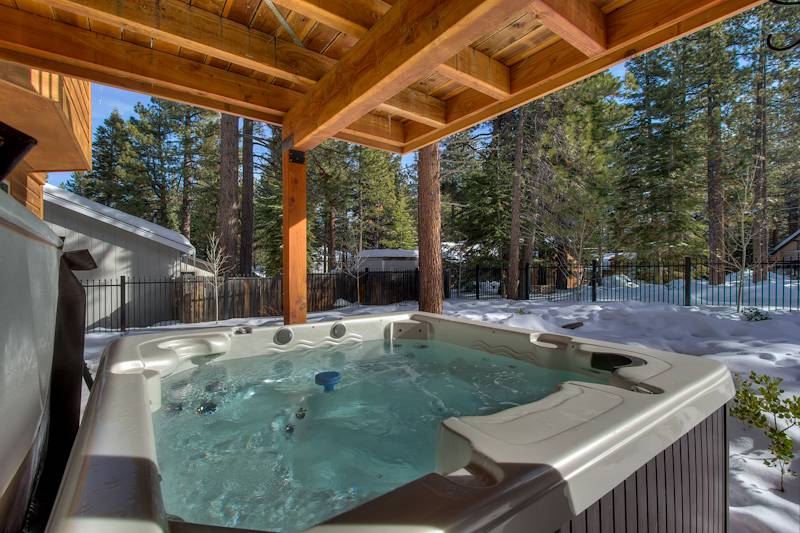215 M² House ∙ 4 Bedrooms ∙ 8 Guests - South Lake Tahoe, CA