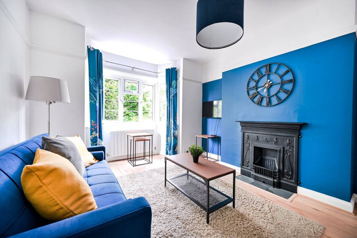 63 M² Apartment ∙ 2 Bedrooms ∙ 2 Guests - Epsom