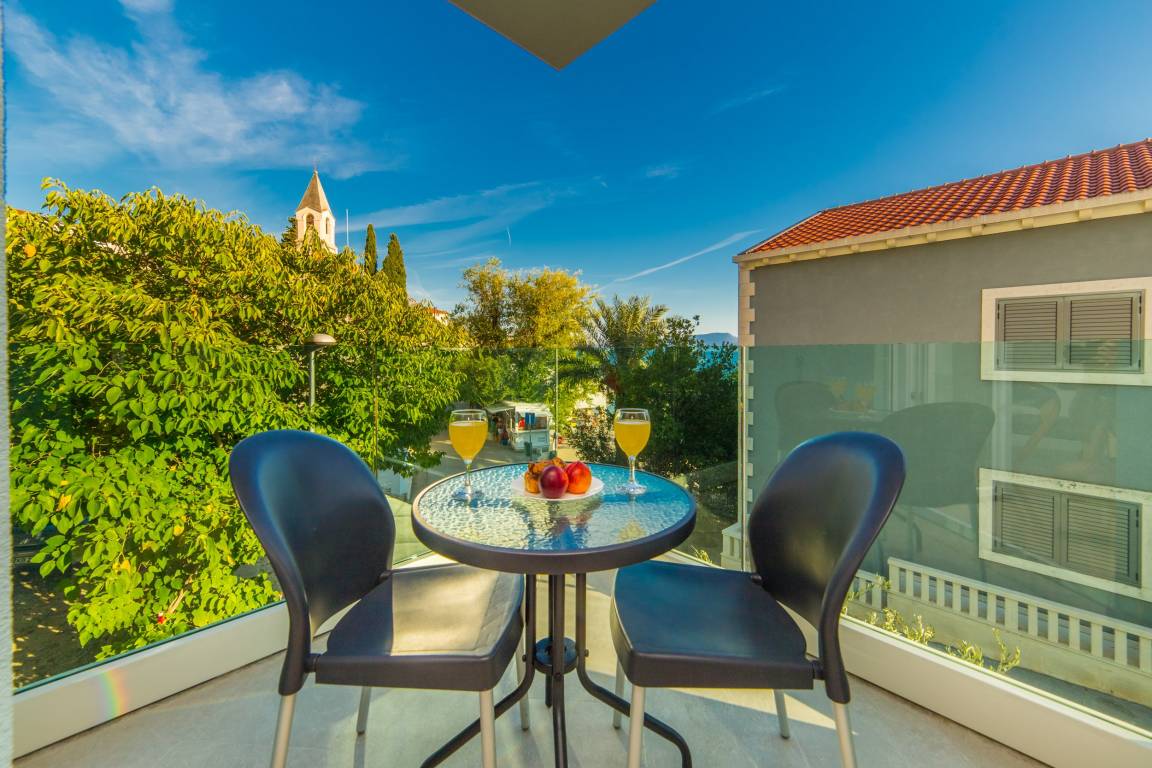 90 M² Apartament ∙ 2 Sypialnie ∙ 7 Gości - Drvenik