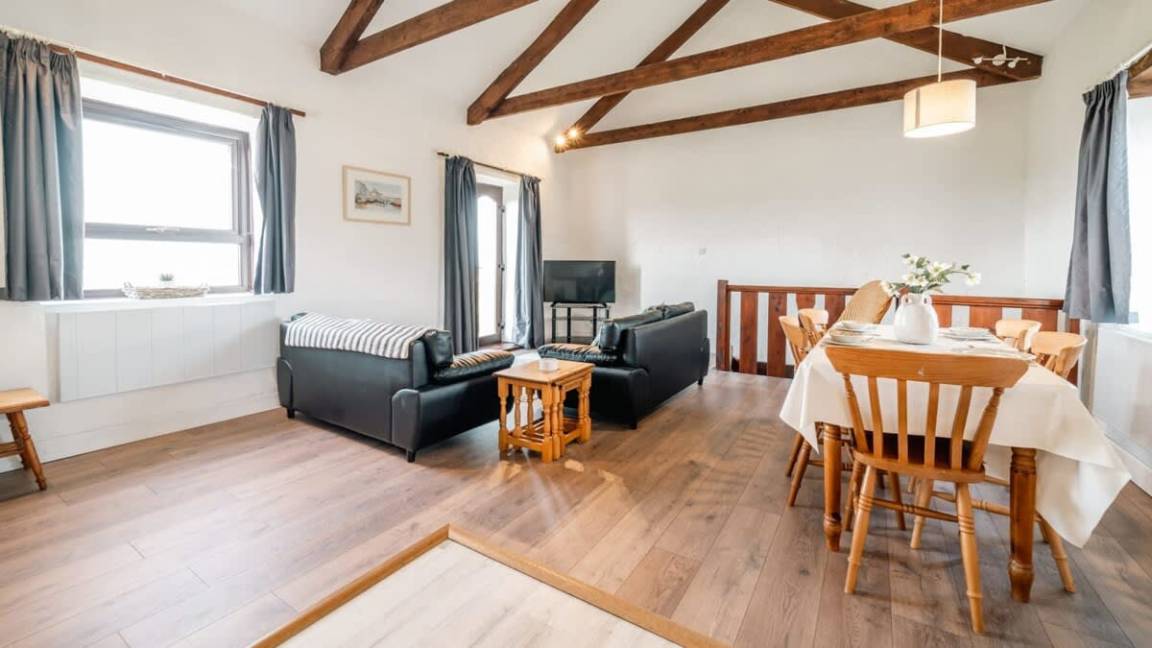 74 M² House ∙ 2 Bedrooms ∙ 4 Guests - Widemouth Bay