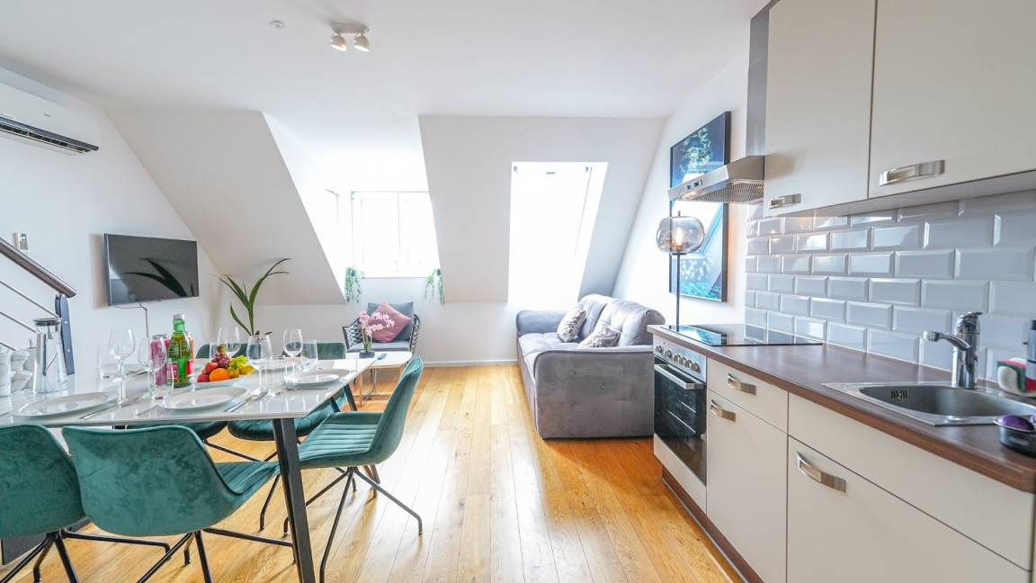 75 M² Apartamento ∙ 1 Habitación ∙ 6 Huéspedes - Viena