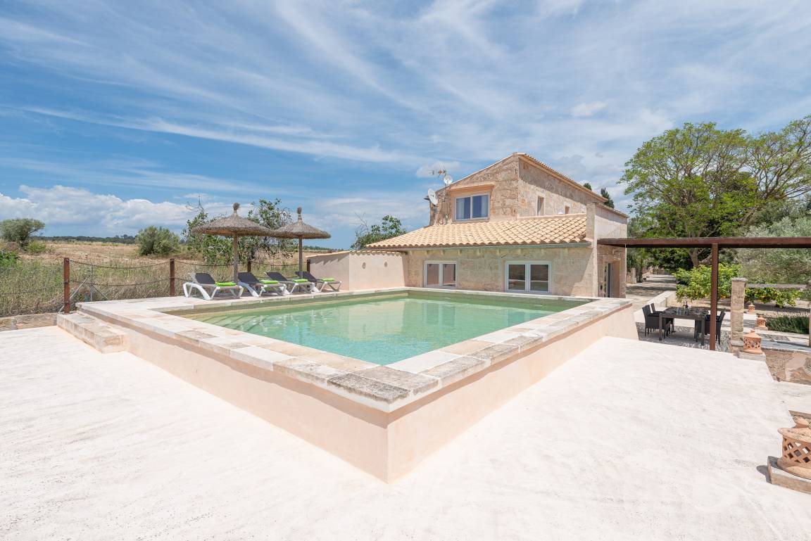 303 M² Villa ∙ 3 Chambres ∙ 6 Personnes - Sineu