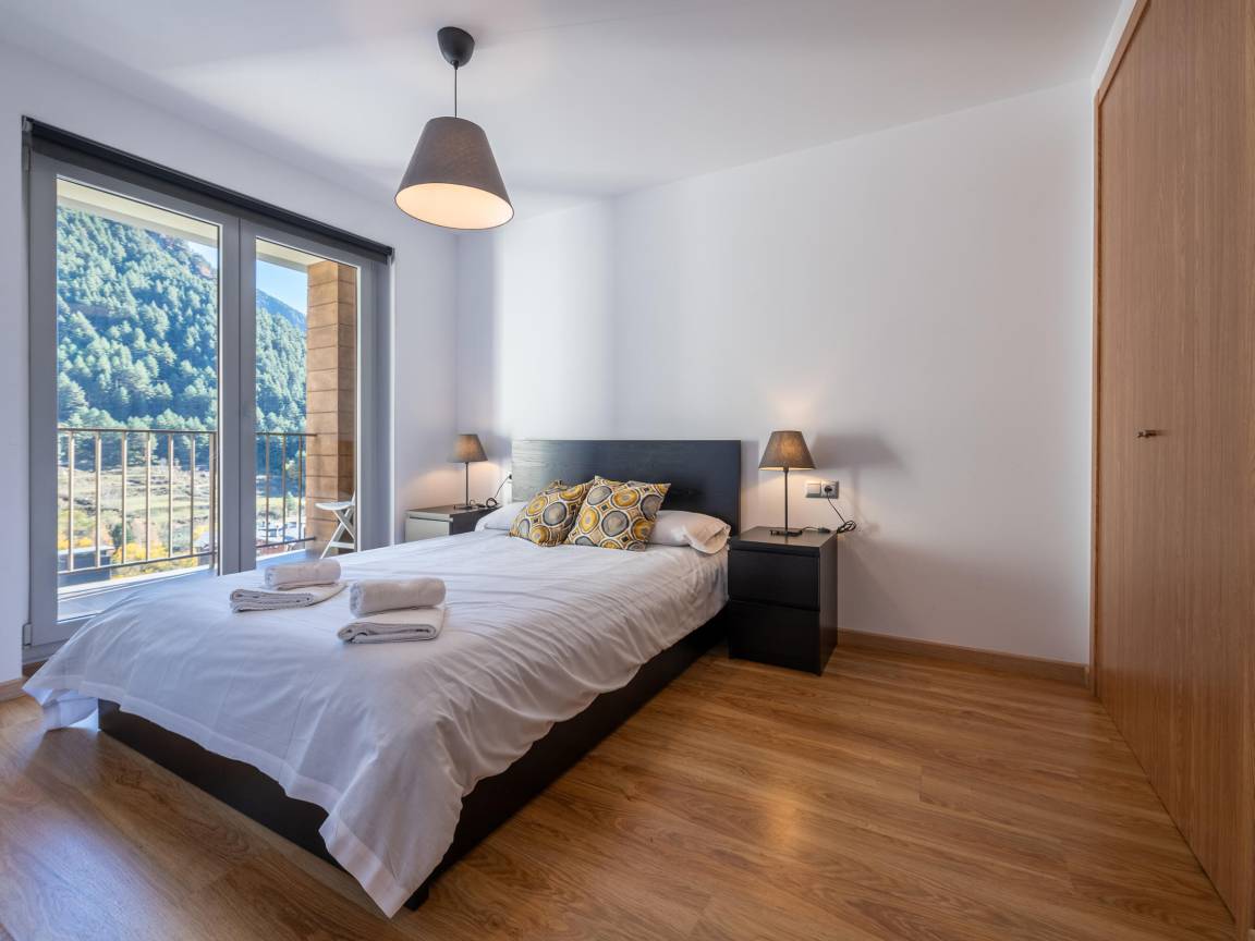 72 M² Ferienwohnung ∙ 2 Schlafzimmer ∙ 4 Gäste - Andorra