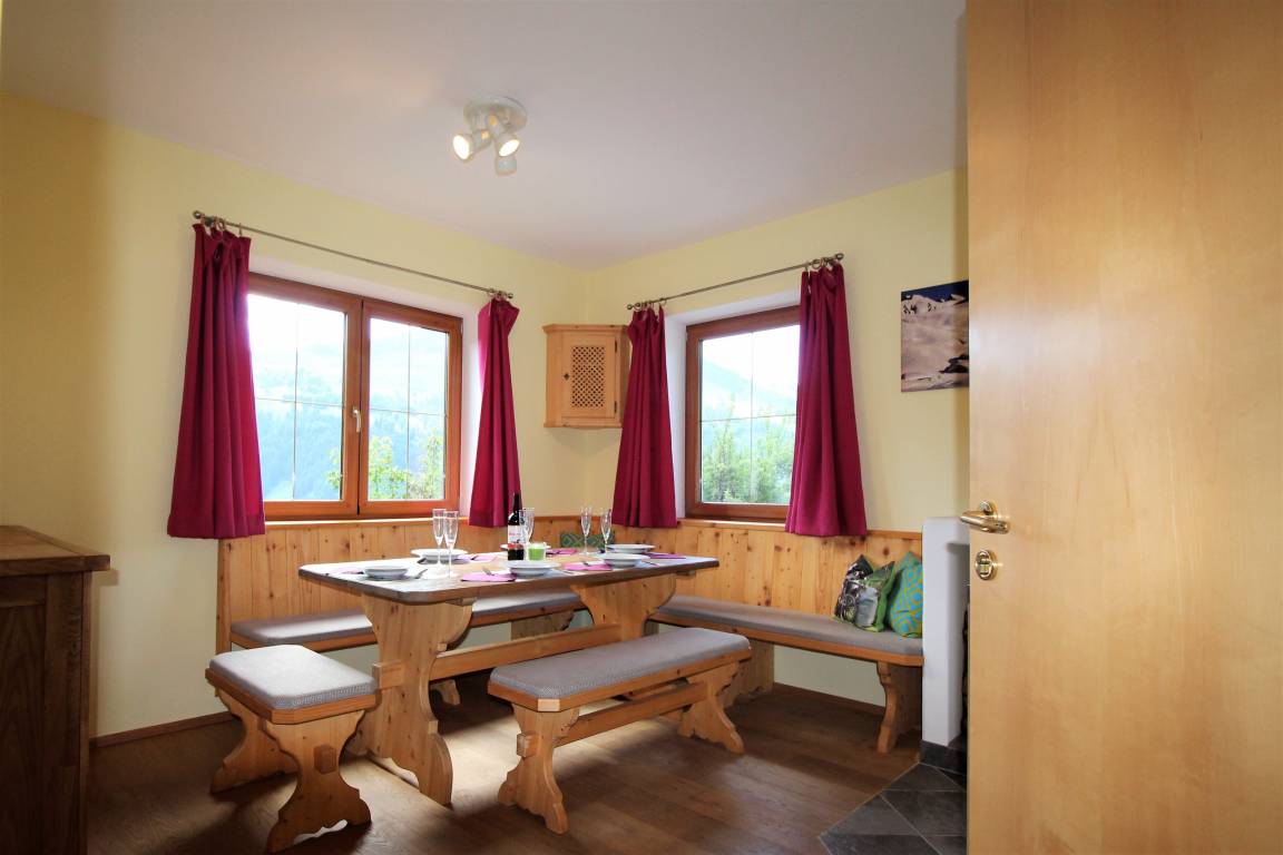 80 M² Ferienhaus ∙ 2 Schlafzimmer ∙ 6 Gäste - Kitzbühel