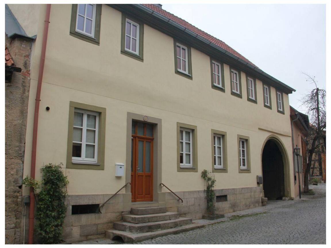 120 M² Ferienwohnung ∙ 3 Schlafzimmer ∙ 6 Gäste - Mellrichstadt