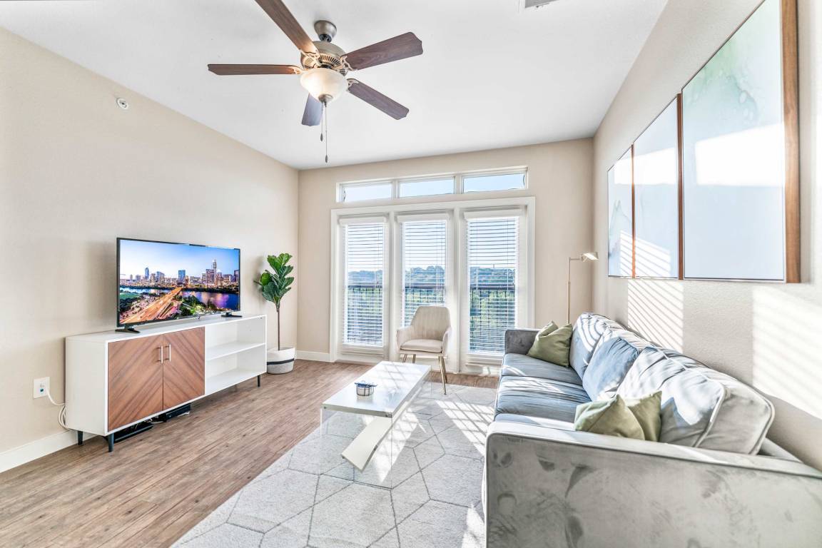 101 M² Apartment ∙ 2 Bedrooms ∙ 6 Guests - Austin, TX