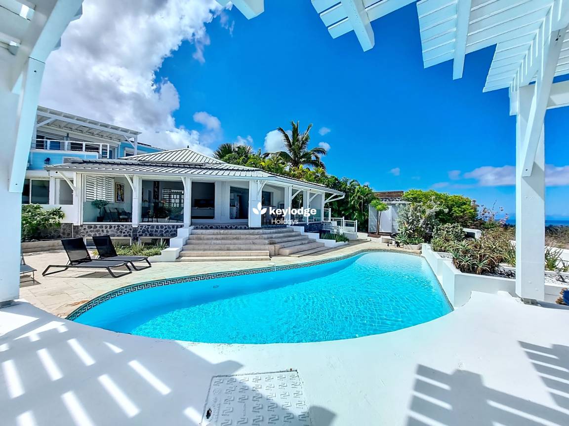 227 M² Maison De Vacances ∙ 5 Chambres ∙ 10 Personnes - Saint-Gilles les Bains