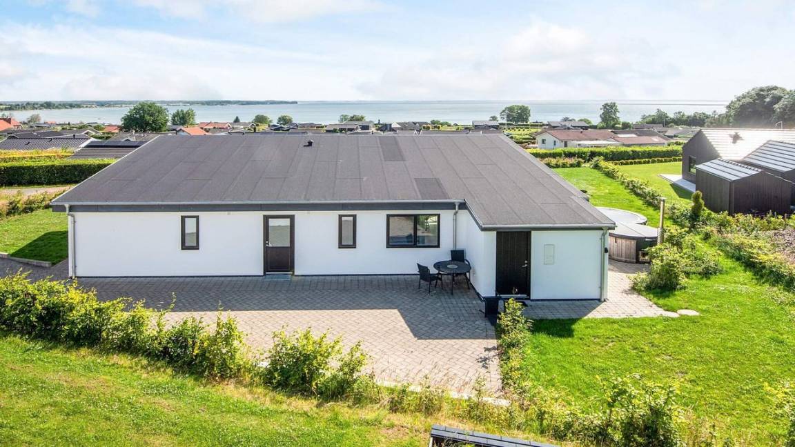 142 M² House ∙ 4 Bedrooms ∙ 10 Guests - Kolding